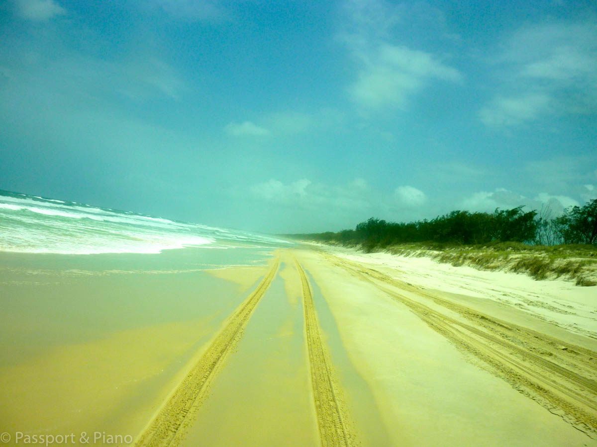 TOP 10 Must-Visit Beaches in Queensland - Jessica Pascoe